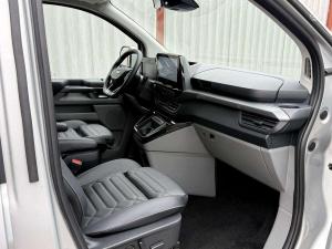 Pelēks Ford Tourneo Custom 2024 Vilkaviškis, ar dzinēja tilpumu 2.00 L un nobraukumu 9 tūkst. km par 40000 €, foto 14 vietnē AUTOMOTO.COM.LV