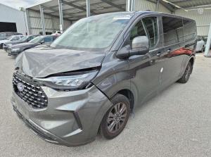 Grey Ford Tourneo Custom 2025 in Klaipeda, with an engine capacity of 2.00 L and mileage of 16 thousand km for 13800 €, photo 4 on AUTOMOTO.COM.LV