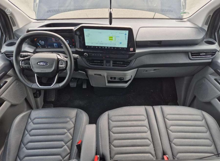 Grey Ford Tourneo Custom 2025 in Klaipeda, with an engine capacity of 2.00 L and mileage of 16 thousand km for 13800 €, photo 6 on AUTOMOTO.COM.LV