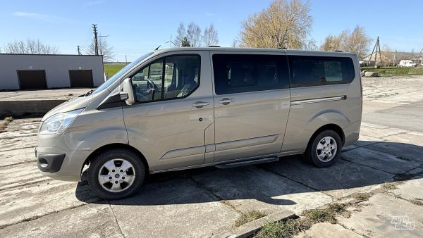 Grey Ford Tourneo Custom 2015 in Palanga, with an engine capacity of 2.20 L and mileage of 404 thousand km for 9000 €, photo 3 on AUTOMOTO.COM.LV