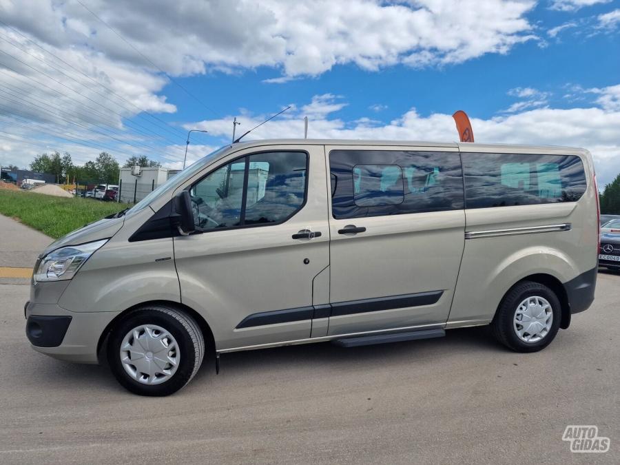 Grey Ford Tourneo Custom 2015 in Kaunas, with an engine capacity of 2.20 L and mileage of 290 thousand km for 12990 €, photo 5 on AUTOMOTO.COM.LV