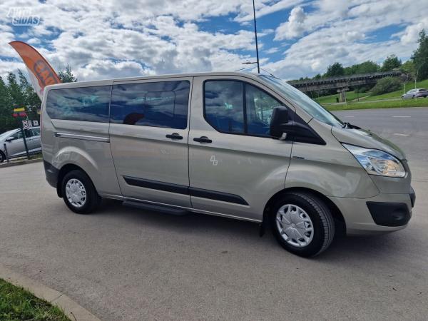Grey Ford Tourneo Custom 2015 in Kaunas, with an engine capacity of 2.20 L and mileage of 290 thousand km for 12990 €, photo 5 on AUTOMOTO.COM.LV