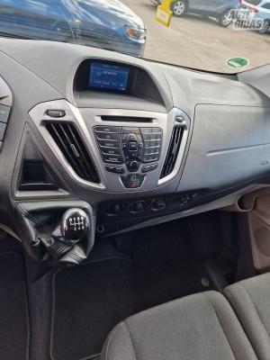 Grey Ford Tourneo Custom 2015 in Kaunas, with an engine capacity of 2.20 L and mileage of 290 thousand km for 12990 €, photo 20 on AUTOMOTO.COM.LV