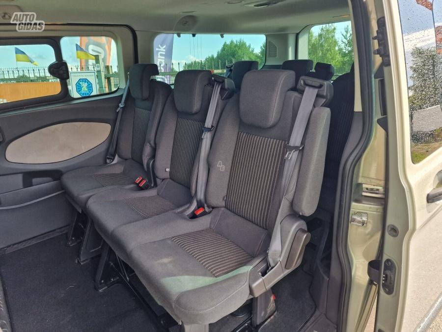 Grey Ford Tourneo Custom 2015 in Kaunas, with an engine capacity of 2.20 L and mileage of 290 thousand km for 12990 €, photo 27 on AUTOMOTO.COM.LV