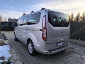 Grey Ford Tourneo Custom 2014 in Vilnius, with an engine capacity of 2.20 L and mileage of 220 thousand km for 13300 €, photo 6 on AUTOMOTO.COM.LV