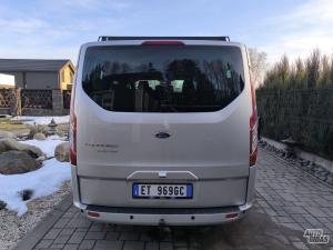Grey Ford Tourneo Custom 2014 in Vilnius, with an engine capacity of 2.20 L and mileage of 220 thousand km for 13300 €, photo 7 on AUTOMOTO.COM.LV