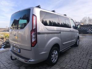 Grey Ford Tourneo Custom 2014 in Vilnius, with an engine capacity of 2.20 L and mileage of 220 thousand km for 13300 €, photo 8 on AUTOMOTO.COM.LV