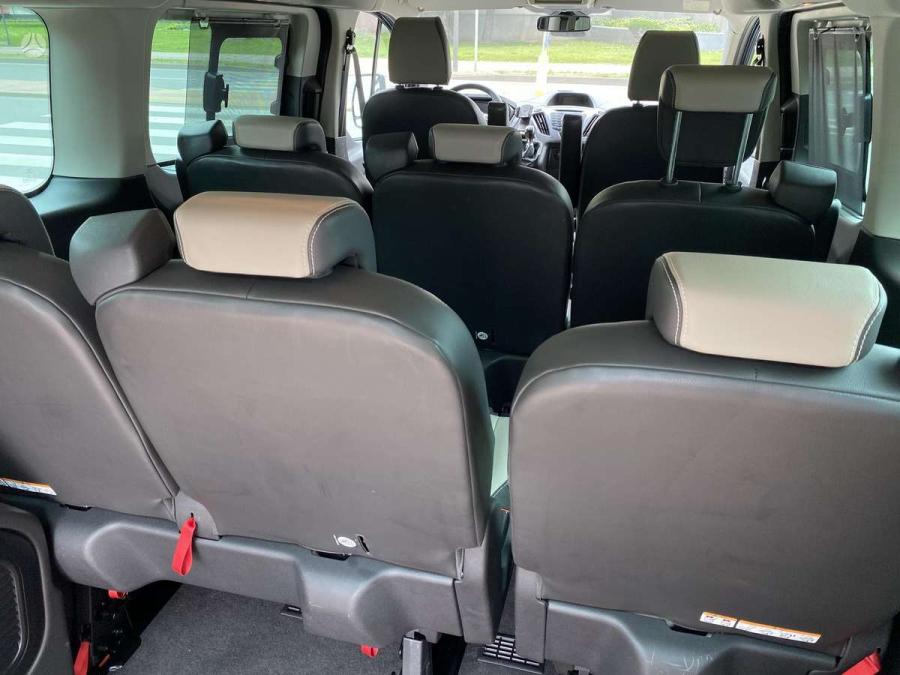 Pelēks Ford Tourneo Custom 2014 Marijampole, ar dzinēja tilpumu 2.20 L un nobraukumu 163 tūkst. km par 12999 €, foto 54 vietnē AUTOMOTO.COM.LV