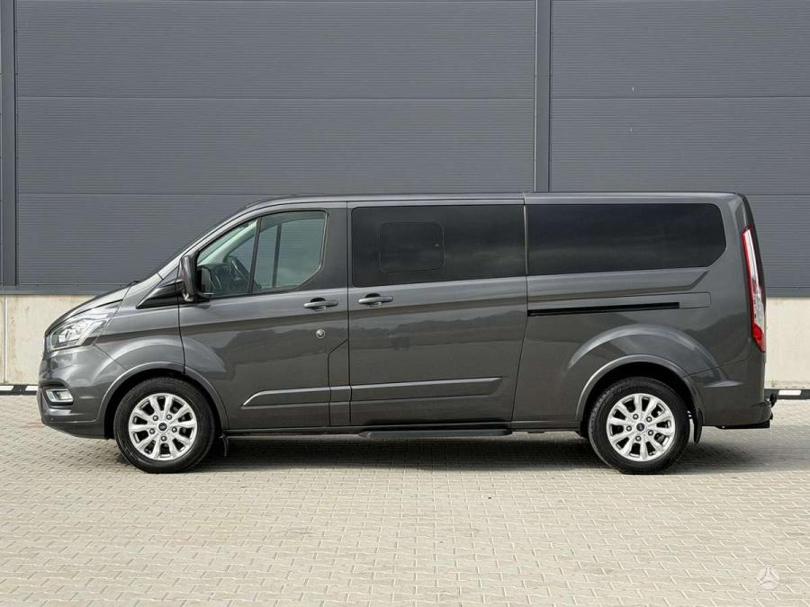Pelēks Ford Tourneo Custom 2019 Šauļi, ar dzinēja tilpumu 2.00 L un nobraukumu 287 tūkst. km par 18990 €, foto 9 vietnē AUTOMOTO.COM.LV