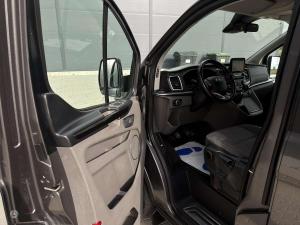 Pelēks Ford Tourneo Custom 2019 Šauļi, ar dzinēja tilpumu 2.00 L un nobraukumu 287 tūkst. km par 18990 €, foto 10 vietnē AUTOMOTO.COM.LV