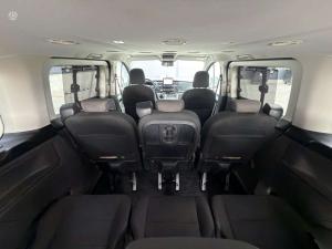 Pelēks Ford Tourneo Custom 2019 Šauļi, ar dzinēja tilpumu 2.00 L un nobraukumu 287 tūkst. km par 18990 €, foto 33 vietnē AUTOMOTO.COM.LV