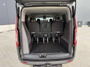 Pelēks Ford Tourneo Custom 2019 Šauļi, ar dzinēja tilpumu 2.00 L un nobraukumu 287 tūkst. km par 18990 €, foto 34 vietnē AUTOMOTO.COM.LV