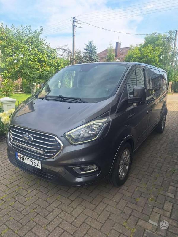 Pelēks Ford Tourneo Custom 2020 Šilalė, ar dzinēja tilpumu 2.00 L un nobraukumu 202 tūkst. km par 18500 €, foto 3 vietnē AUTOMOTO.COM.LV