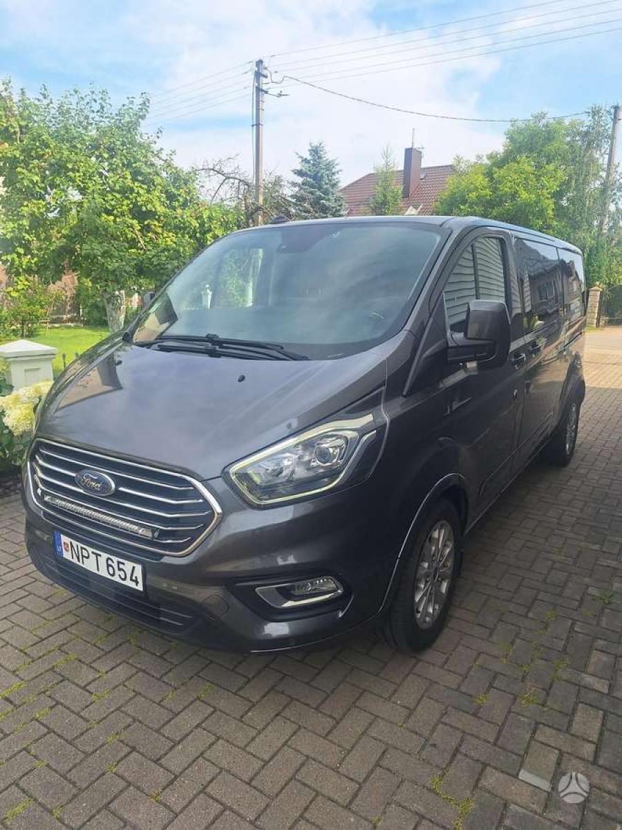 Pelēks Ford Tourneo Custom 2020 Šilalė, ar dzinēja tilpumu 2.00 L un nobraukumu 202 tūkst. km par 18500 €, foto 4 vietnē AUTOMOTO.COM.LV