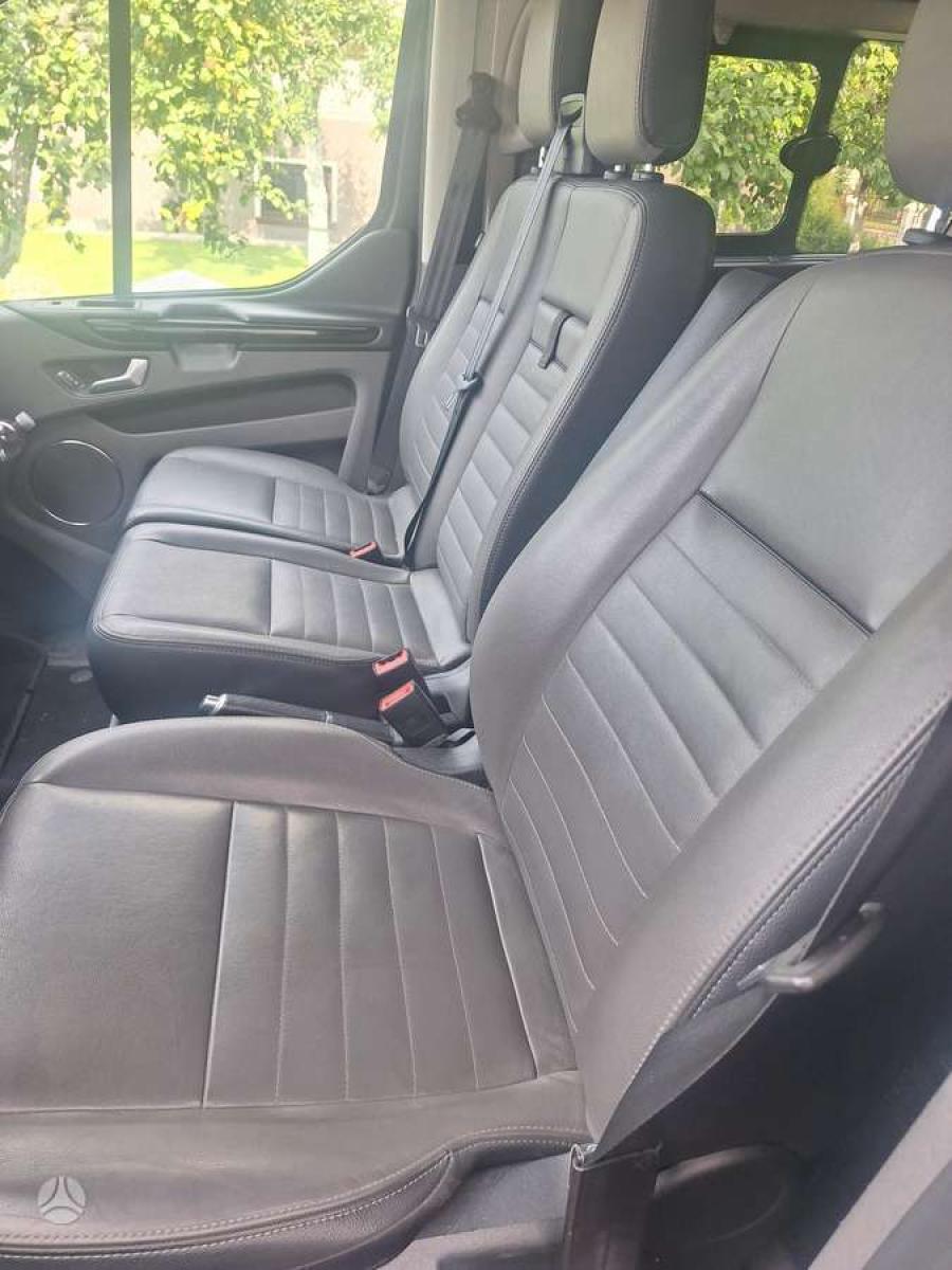 Pelēks Ford Tourneo Custom 2020 Šilalė, ar dzinēja tilpumu 2.00 L un nobraukumu 202 tūkst. km par 18500 €, foto 8 vietnē AUTOMOTO.COM.LV
