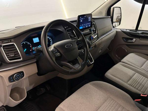 Grey Ford Tourneo Custom 2020 in Marijampole, with an engine capacity of 2.00 L and mileage of 164 thousand km for 21650 €, photo 3 on AUTOMOTO.COM.LV