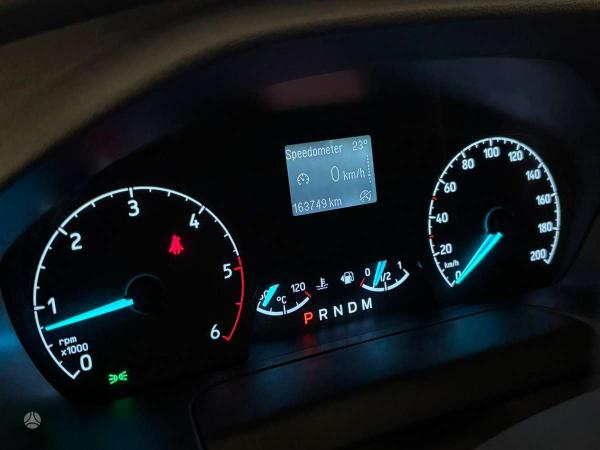 Grey Ford Tourneo Custom 2020 in Marijampole, with an engine capacity of 2.00 L and mileage of 164 thousand km for 21650 €, photo 11 on AUTOMOTO.COM.LV
