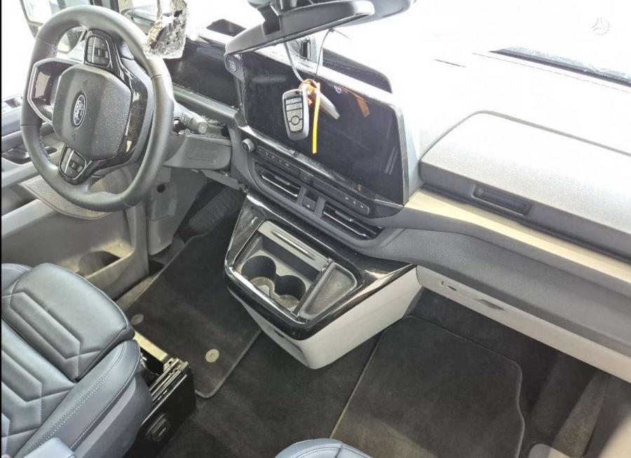 Pelēks Ford Tourneo Custom 2026 Klaipėda, ar dzinēja tilpumu 2.00 L un nobraukumu 9 tūkst. km par 8300 €, foto 6 vietnē AUTOMOTO.COM.LV