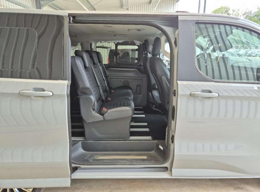 Pelēks Ford Tourneo Custom 2026 Klaipėda, ar dzinēja tilpumu 2.00 L un nobraukumu 9 tūkst. km par 8300 €, foto 7 vietnē AUTOMOTO.COM.LV