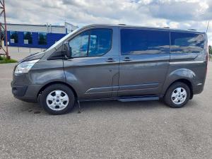 Ford Tourneo Custom 2017 in Kaunas, with an engine capacity of 2.00 L and mileage of 173 thousand km for 14600 €, photo 4 on AUTOMOTO.COM.LV