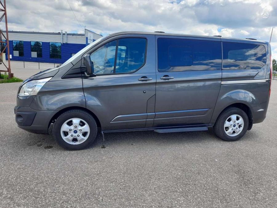 Ford Tourneo Custom 2017 in Kaunas, with an engine capacity of 2.00 L and mileage of 173 thousand km for 14600 €, photo 4 on AUTOMOTO.COM.LV
