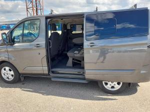 Ford Tourneo Custom 2017 in Kaunas, with an engine capacity of 2.00 L and mileage of 173 thousand km for 14600 €, photo 17 on AUTOMOTO.COM.LV