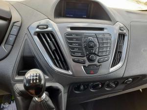 Ford Tourneo Custom 2017 in Kaunas, with an engine capacity of 2.00 L and mileage of 173 thousand km for 14600 €, photo 28 on AUTOMOTO.COM.LV