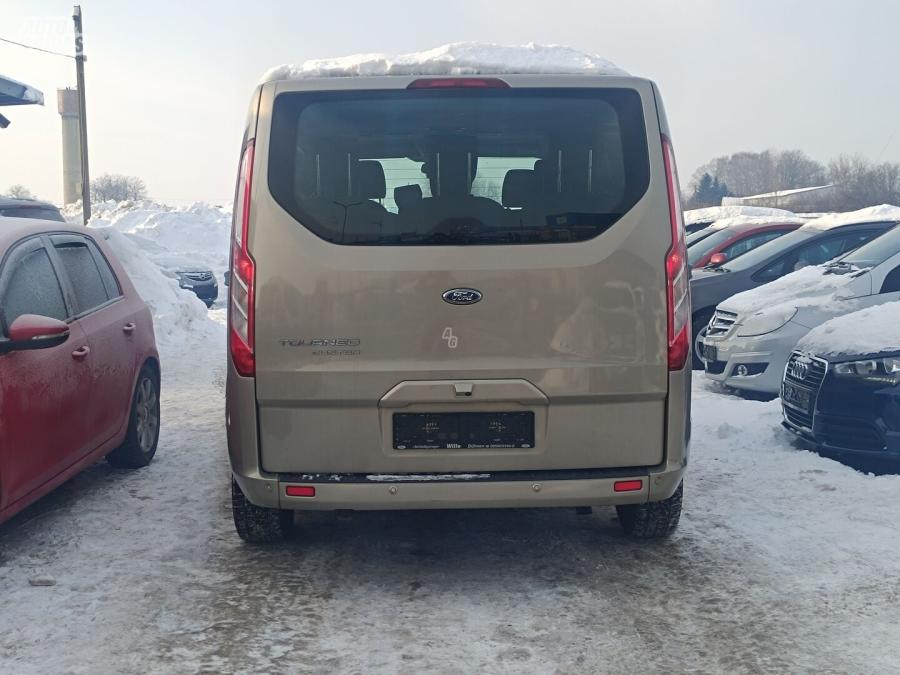 Ford Tourneo Custom 2016 in Kretinga, with an engine capacity of 2.20 L and mileage of 263 thousand km for 12500 €, photo 4 on AUTOMOTO.COM.LV
