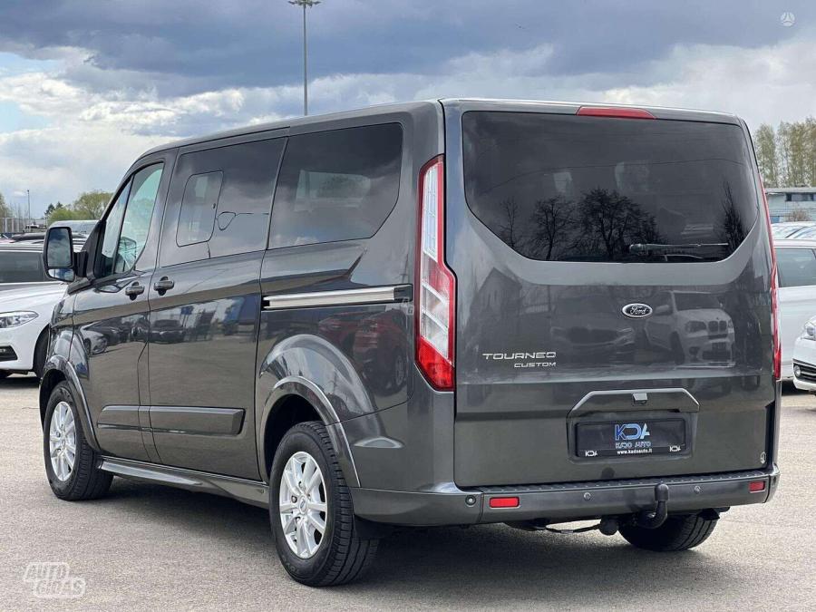 Ford Tourneo Custom 2017 Marijampole, ar dzinēja tilpumu 2.00 L un nobraukumu 160 tūkst. km par 17250 €, foto 9 vietnē AUTOMOTO.COM.LV