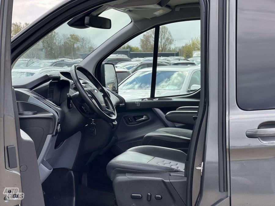 Ford Tourneo Custom 2017 Marijampole, ar dzinēja tilpumu 2.00 L un nobraukumu 160 tūkst. km par 17250 €, foto 16 vietnē AUTOMOTO.COM.LV