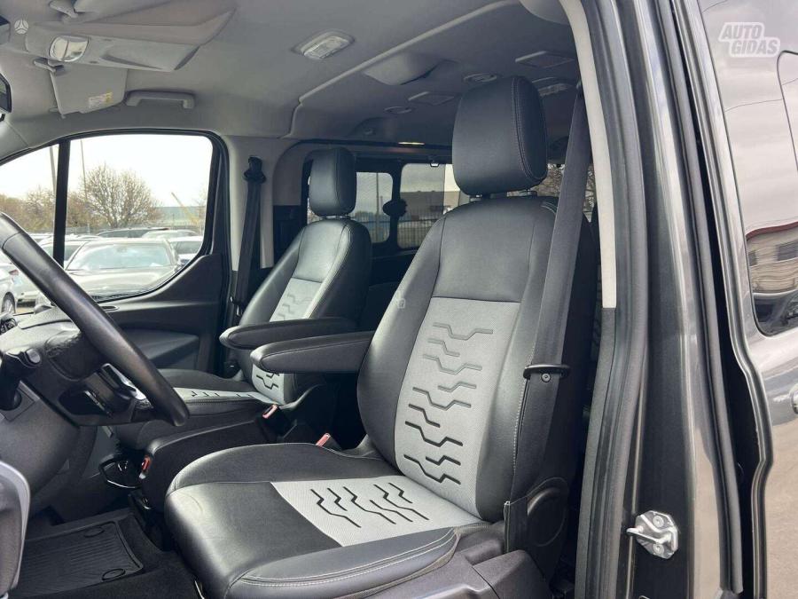 Ford Tourneo Custom 2017 Marijampole, ar dzinēja tilpumu 2.00 L un nobraukumu 160 tūkst. km par 17250 €, foto 18 vietnē AUTOMOTO.COM.LV