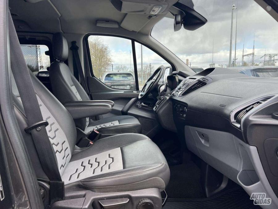 Ford Tourneo Custom 2017 Marijampole, ar dzinēja tilpumu 2.00 L un nobraukumu 160 tūkst. km par 17250 €, foto 20 vietnē AUTOMOTO.COM.LV