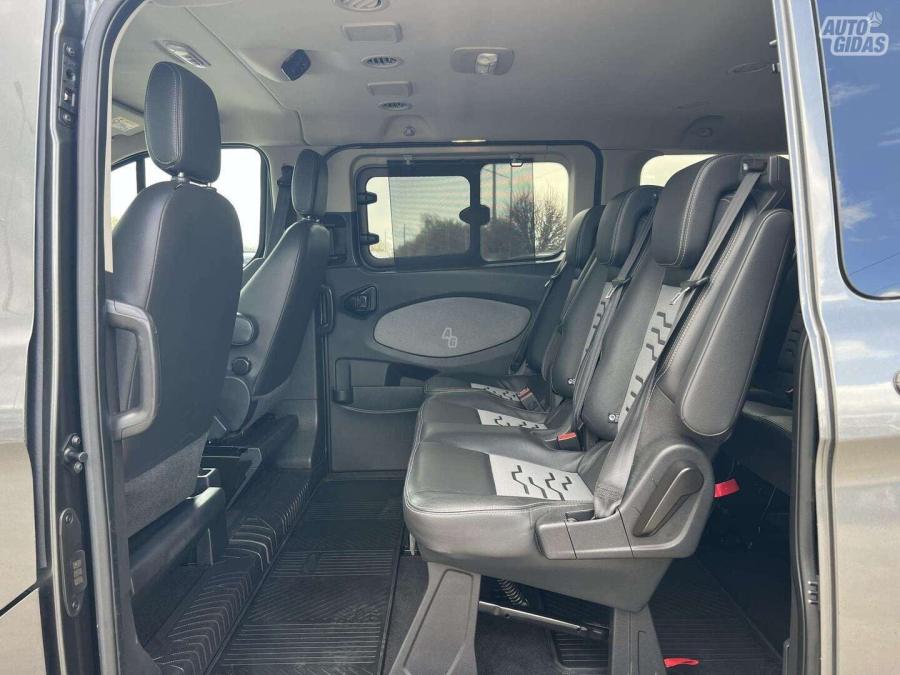 Ford Tourneo Custom 2017 Marijampole, ar dzinēja tilpumu 2.00 L un nobraukumu 160 tūkst. km par 17250 €, foto 22 vietnē AUTOMOTO.COM.LV