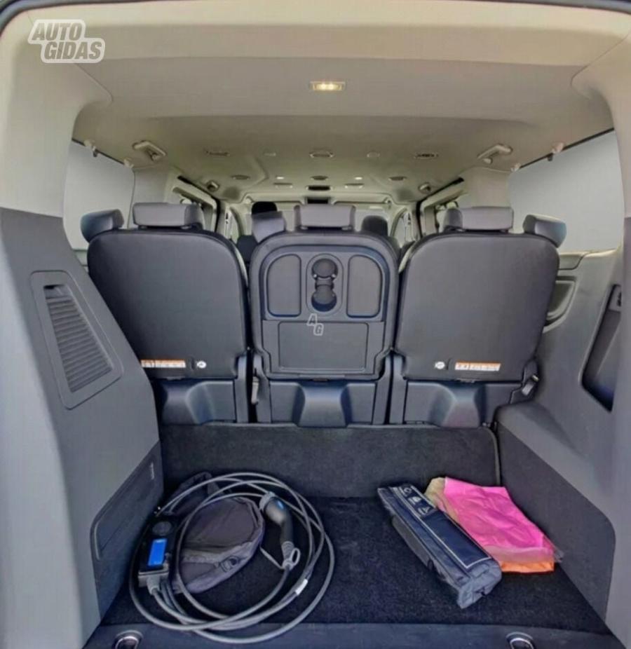Ford Tourneo Custom 2020 in Pasvalys, with an engine capacity of 1.00 L and mileage of 73 thousand km for 20000 €, photo 5 on AUTOMOTO.COM.LV