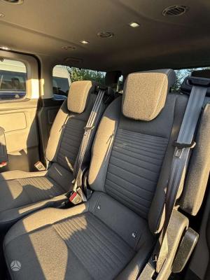 Ford Tourneo Custom 2021 in Kedainiai, with an engine capacity of 2.00 L and mileage of 71 thousand km for 33000 €, photo  on AUTOMOTO.COM.LV