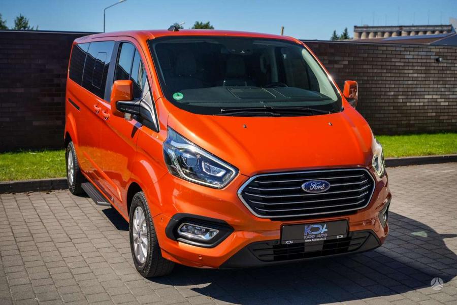 Orange Ford Tourneo Custom 2020 in Marijampole, with an engine capacity of 2.00 L and mileage of 176 thousand km for 20950 €, photo 3 on AUTOMOTO.COM.LV