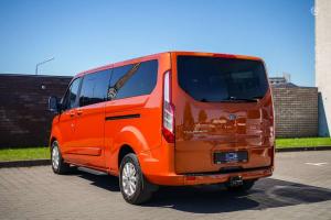 Orange Ford Tourneo Custom 2020 in Marijampole, with an engine capacity of 2.00 L and mileage of 176 thousand km for 20950 €, photo 9 on AUTOMOTO.COM.LV