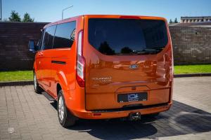 Orange Ford Tourneo Custom 2020 in Marijampole, with an engine capacity of 2.00 L and mileage of 176 thousand km for 20950 €, photo 10 on AUTOMOTO.COM.LV