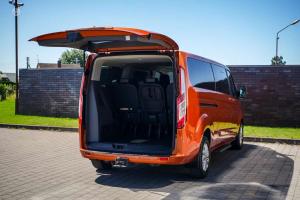 Orange Ford Tourneo Custom 2020 in Marijampole, with an engine capacity of 2.00 L and mileage of 176 thousand km for 20950 €, photo 14 on AUTOMOTO.COM.LV