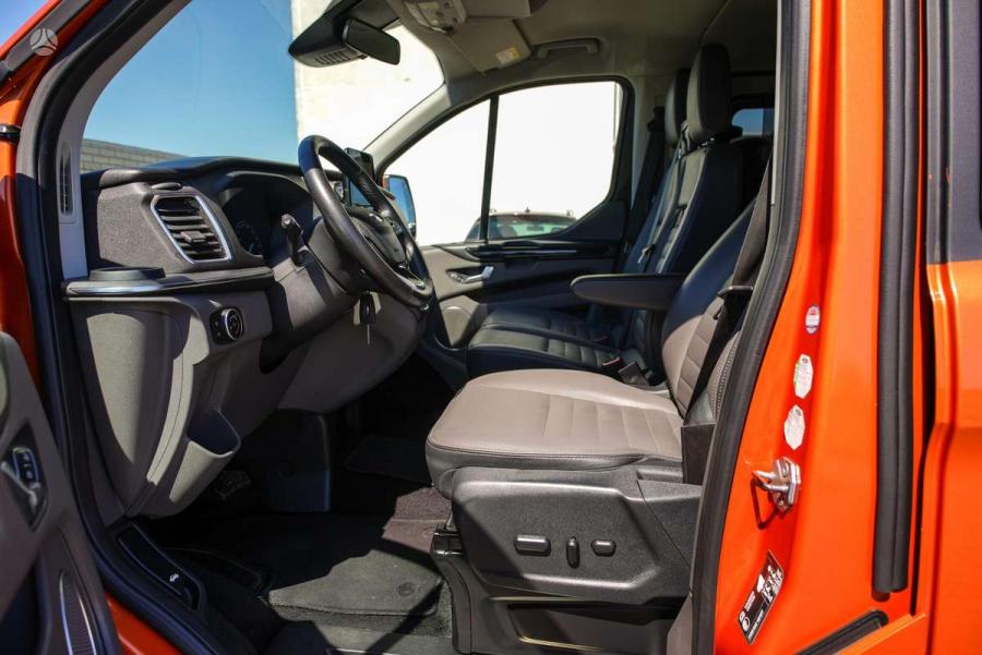 Orange Ford Tourneo Custom 2020 in Marijampole, with an engine capacity of 2.00 L and mileage of 176 thousand km for 20950 €, photo 18 on AUTOMOTO.COM.LV