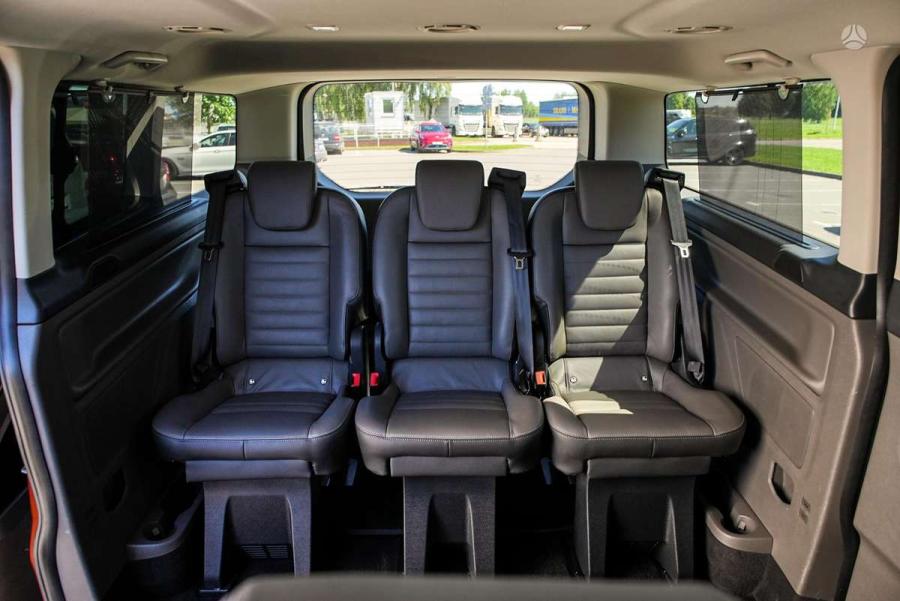 Orange Ford Tourneo Custom 2020 in Marijampole, with an engine capacity of 2.00 L and mileage of 176 thousand km for 20950 €, photo 29 on AUTOMOTO.COM.LV