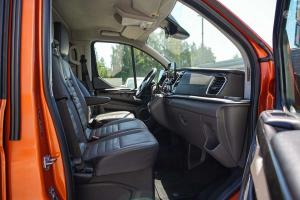 Orange Ford Tourneo Custom 2020 in Marijampole, with an engine capacity of 2.00 L and mileage of 176 thousand km for 20950 €, photo 33 on AUTOMOTO.COM.LV