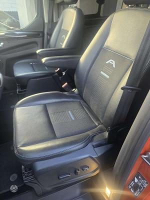 Orange Ford Tourneo Custom 2021 in Vilnius, with an engine capacity of 2.00 L and mileage of 71 thousand km for 31000 €, photo 16 on AUTOMOTO.COM.LV