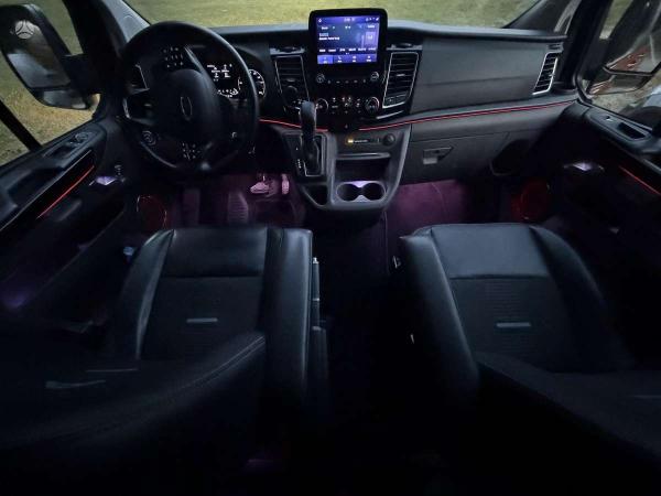 Oranžs Ford Tourneo Custom 2023 Viļņa, ar dzinēja tilpumu 2.00 L un nobraukumu 105 tūkst. km par 33750 €, foto 2 vietnē AUTOMOTO.COM.LV