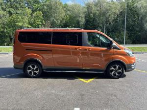 Oranžs Ford Tourneo Custom 2023 Viļņa, ar dzinēja tilpumu 2.00 L un nobraukumu 105 tūkst. km par 33750 €, foto 4 vietnē AUTOMOTO.COM.LV