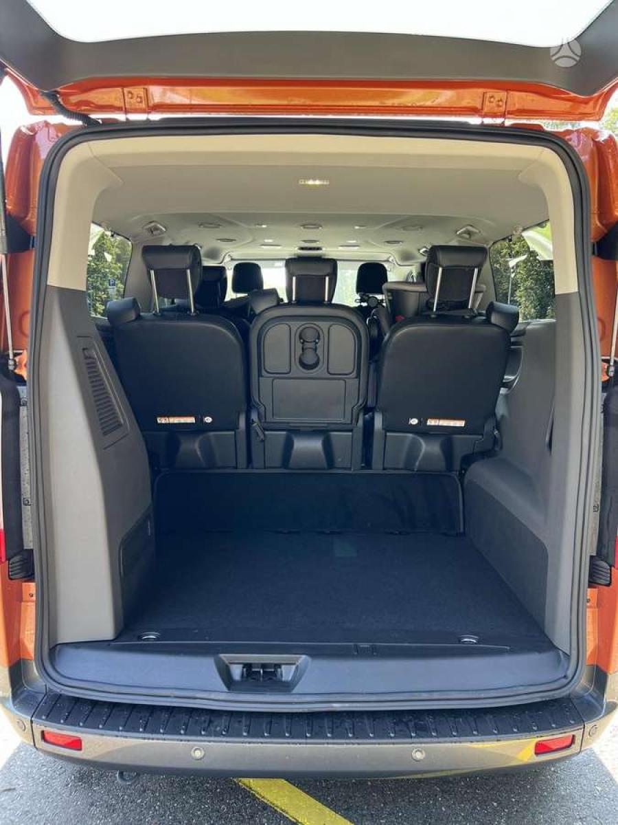Oranžs Ford Tourneo Custom 2023 Viļņa, ar dzinēja tilpumu 2.00 L un nobraukumu 105 tūkst. km par 33750 €, foto 7 vietnē AUTOMOTO.COM.LV