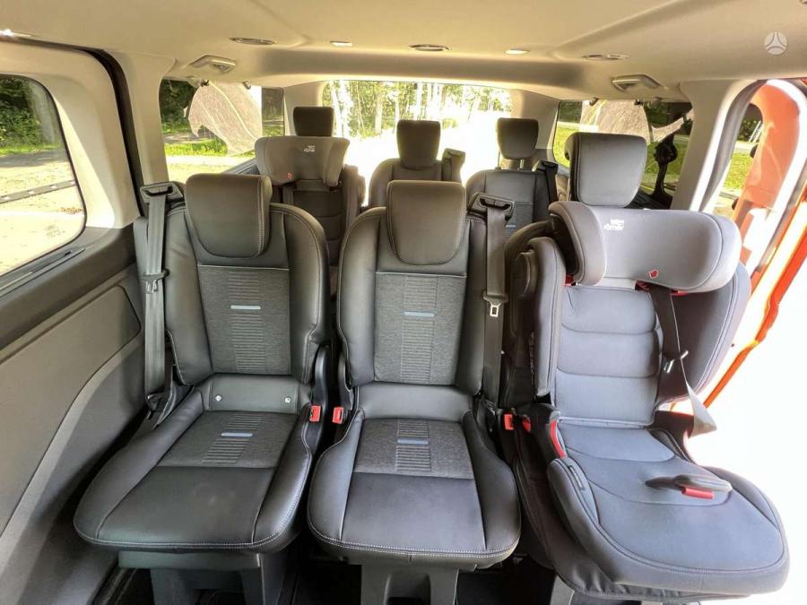 Oranžs Ford Tourneo Custom 2023 Viļņa, ar dzinēja tilpumu 2.00 L un nobraukumu 105 tūkst. km par 33750 €, foto 9 vietnē AUTOMOTO.COM.LV