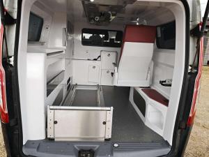 White Ford Tourneo Custom 2013 in Taurage, with an engine capacity of 2.20 L and mileage of 330 thousand km for 4900 €, photo 9 on AUTOMOTO.COM.LV
