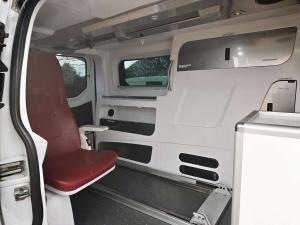 Balts Ford Tourneo Custom 2013 Tauragė, ar dzinēja tilpumu 2.20 L un nobraukumu 330 tūkst. km par 4900 €, foto 10 vietnē AUTOMOTO.COM.LV