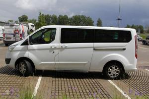Balts Ford Tourneo Custom 2014 Viļņa, ar dzinēja tilpumu 2.20 L un nobraukumu 252 tūkst. km par 11990 €, foto 3 vietnē AUTOMOTO.COM.LV